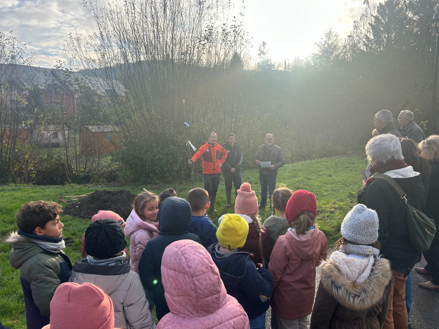 Plantation et distribution de pommiers et poiriers - CDC Pays de ...